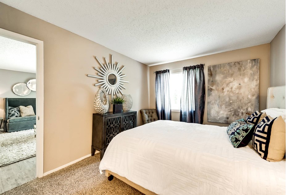 Photos and Tours of Addison Apartments at the Park | Addison