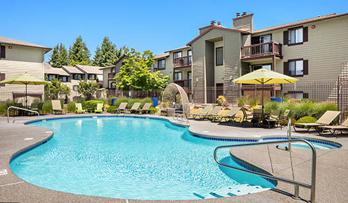 Hilltop in the Highlands Apartments in Renton WA