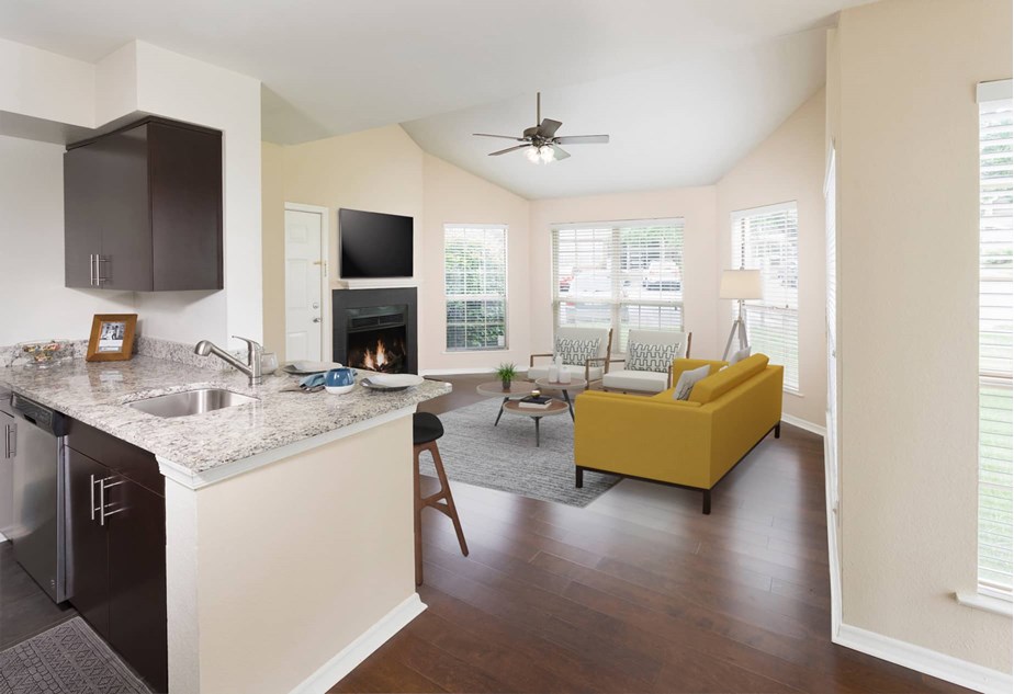 Photos and Tours of Dominion Lake Ridge | Woodbridge