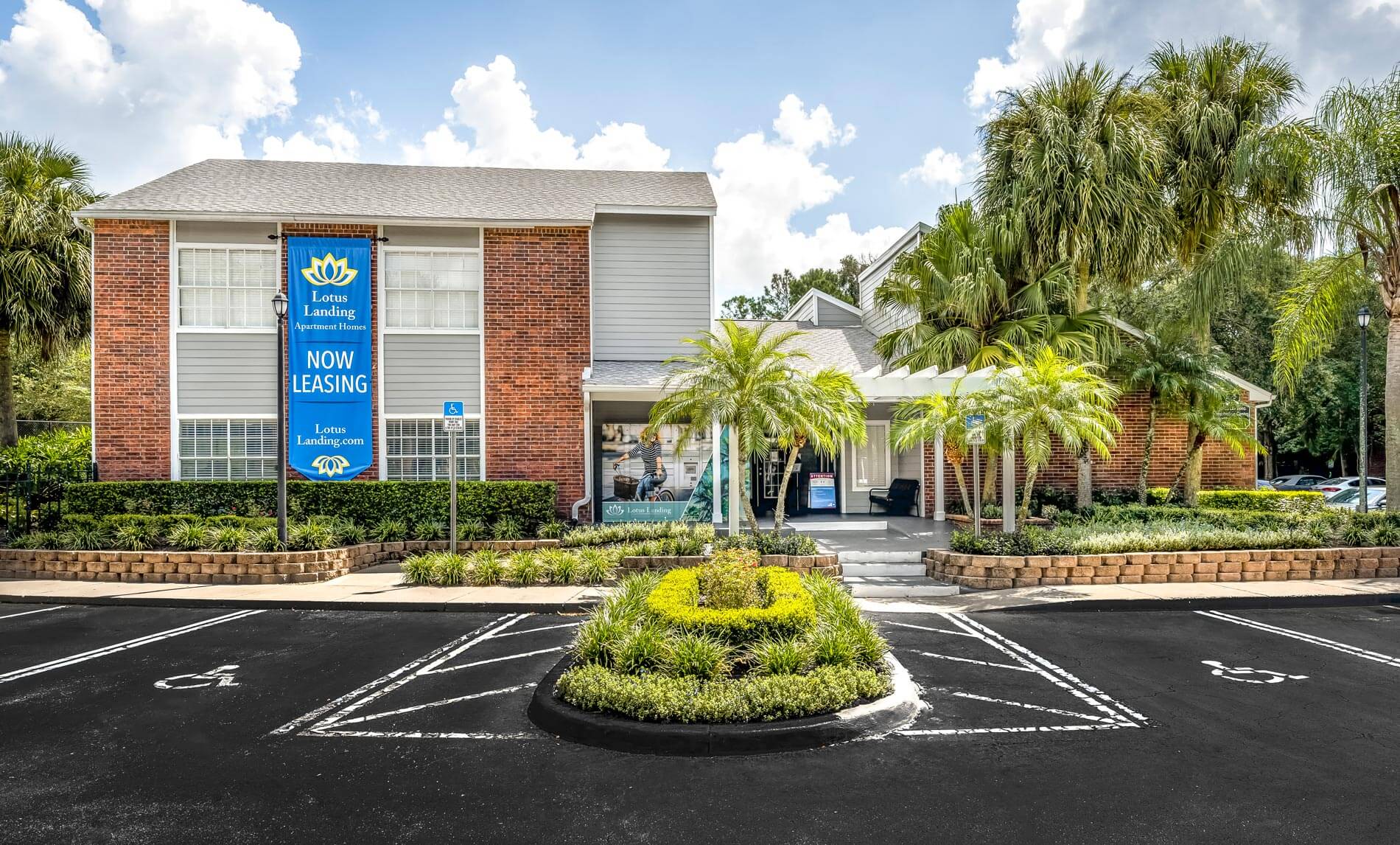 Lotus Landing Apartments in Altamonte Springs