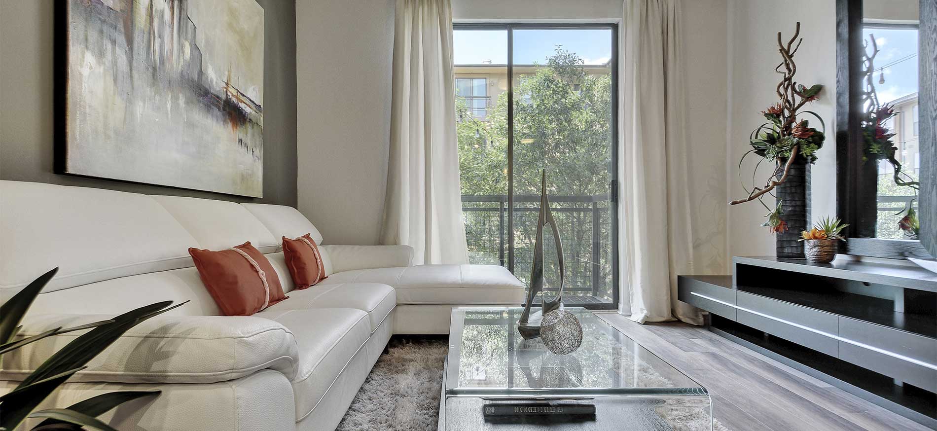 Apartments and Pricing for Residences at the Domain | Austin