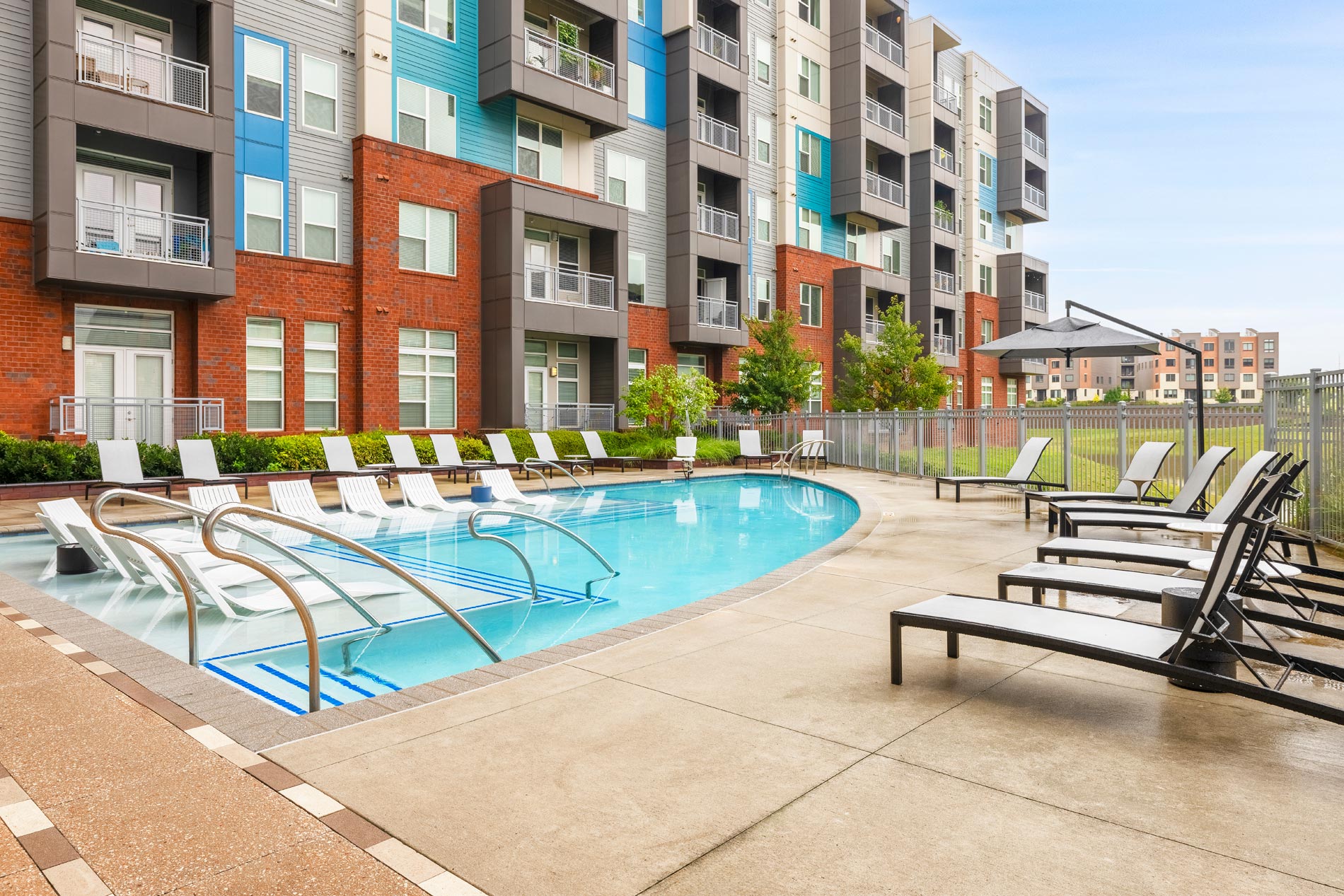 Photos and Tours of The Smith Valley Forge | King of Prussia