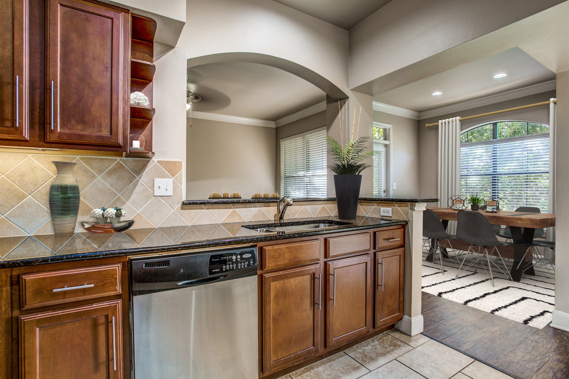 Photos & Tours of THIRTY377 | Uptown Dallas