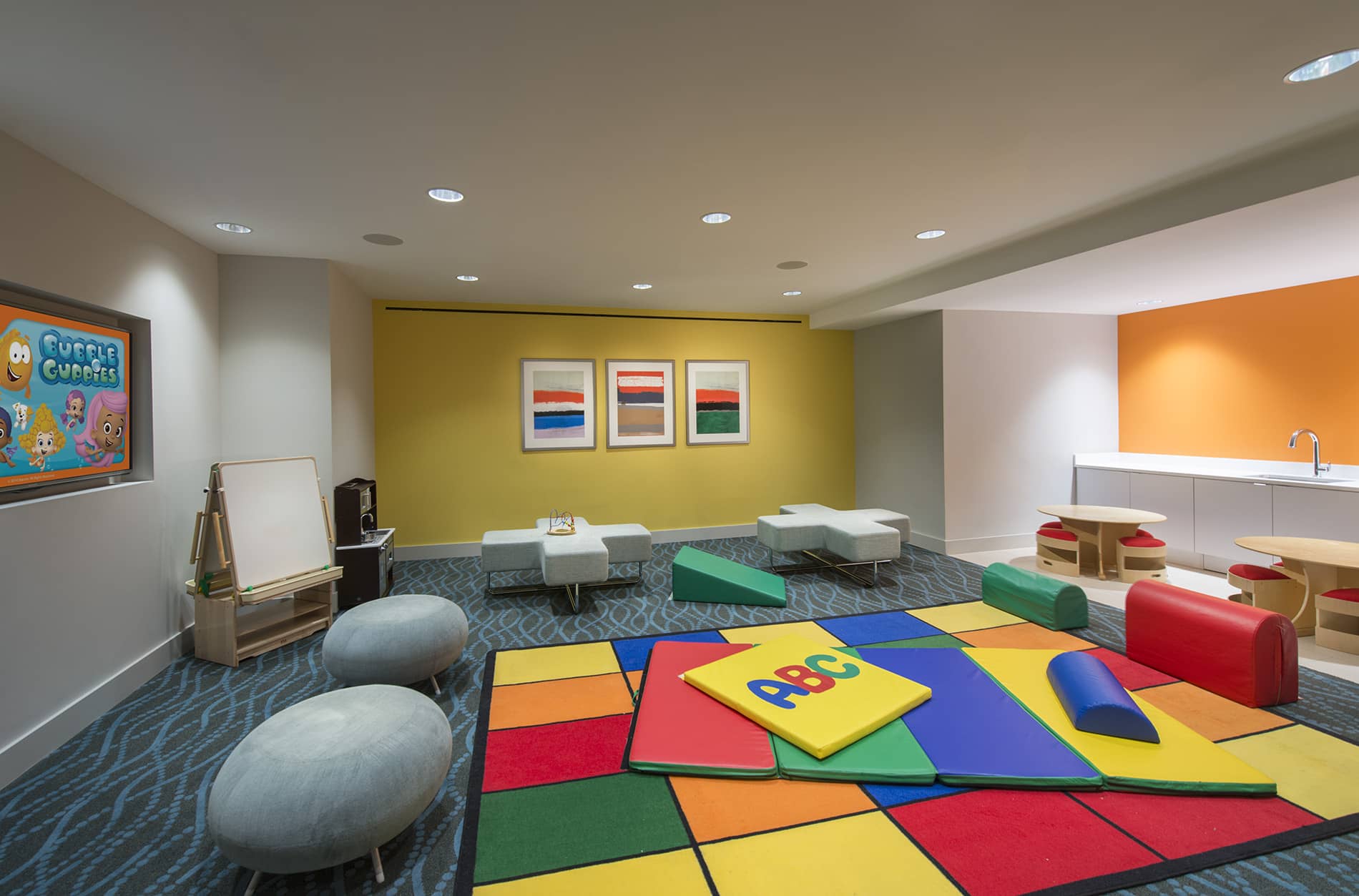 Photos and Tours of View 34 | Murray Hill